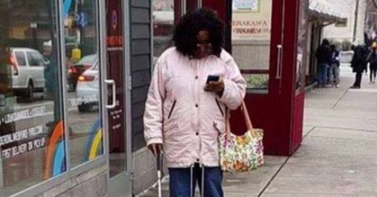 The Viral Facebook Photo Of A 'Fake' Blind Woman Shows We Still Don't ...