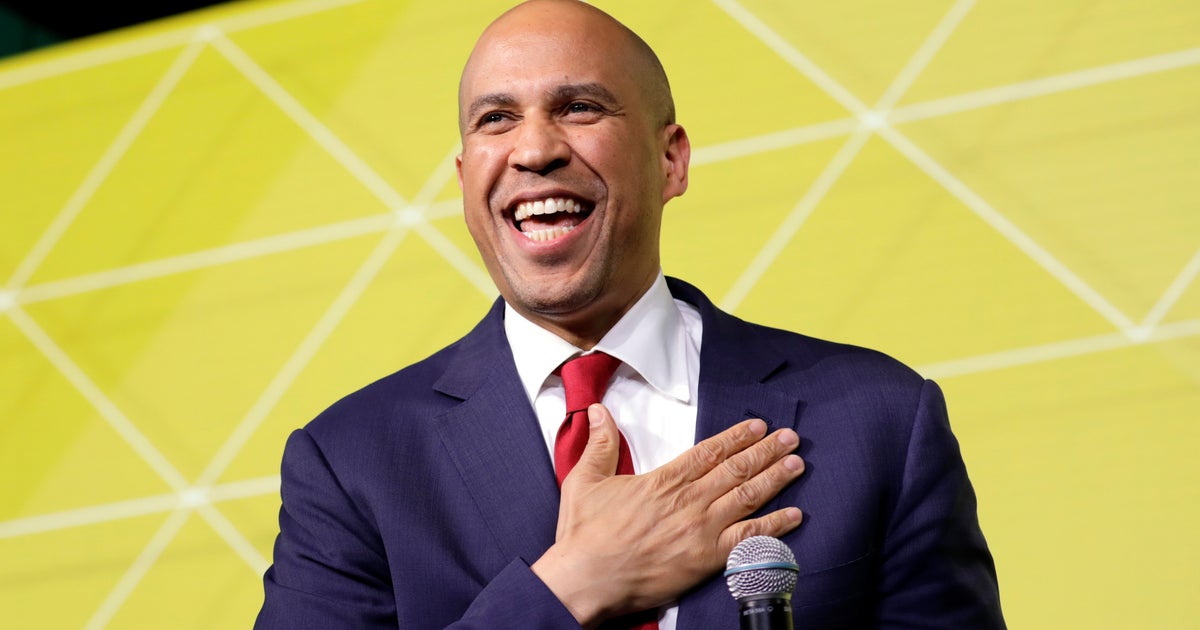 Cory Booker Says He's Not Single Anymore: 'I Got A Boo' | HuffPost ...