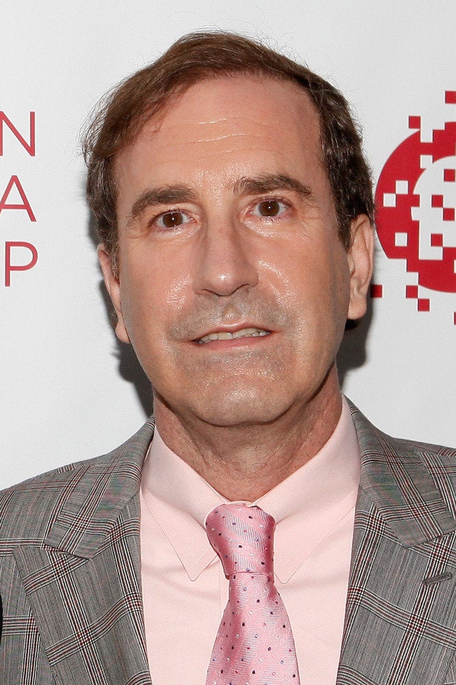 イギリス極右団体「イングランド防衛同盟」（EDL）の実像 / 11月18日の各国版スプラッシュ | ハフポスト NEWS