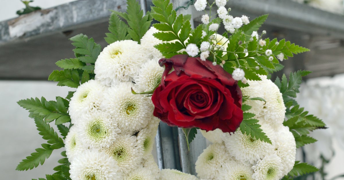 Woman's Obituary Jokes About Finally Having 'Smoking Hot Body' Thanks ...