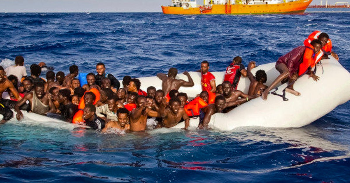 難民乗せた密航船、地中海で沈没 500人死亡か | ハフポスト NEWS