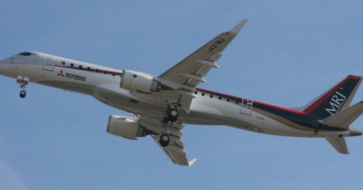 MRJが初飛行、国産初のジェット旅客機が大空に羽ばたく【UPDATE】 | ハフポスト NEWS