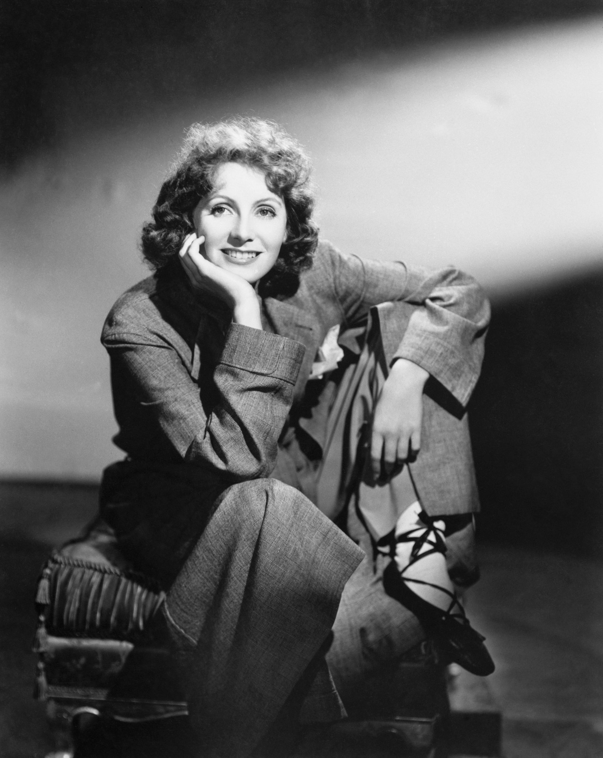 These Vintage Hollywood Photos Will Convince You To Get A Pantsuit ...