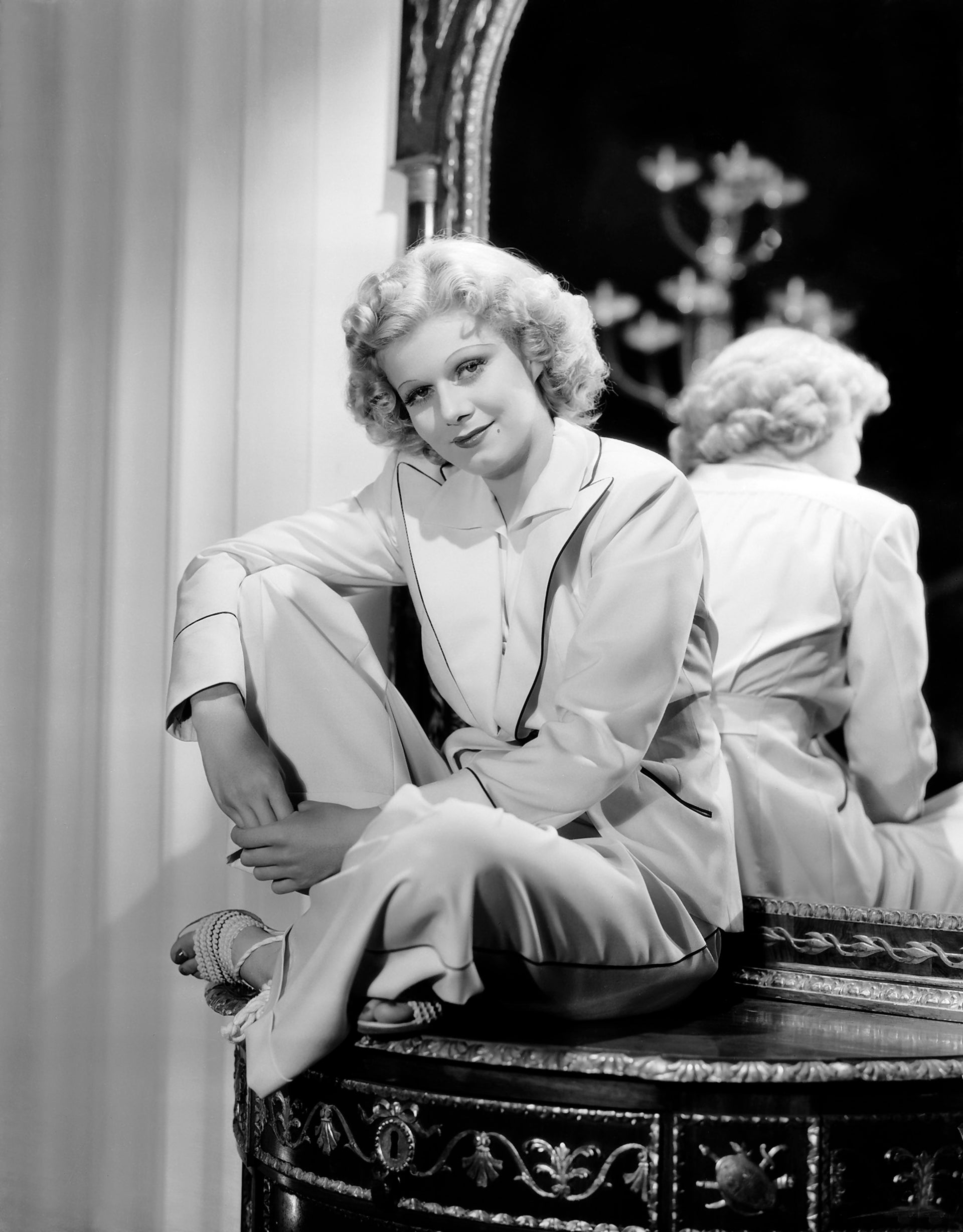 These Vintage Hollywood Photos Will Convince You To Get A Pantsuit ...