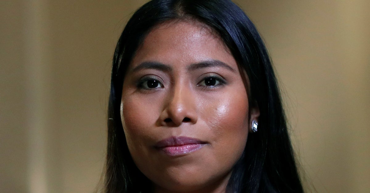 Mexican Actor Apologizes For Indian Slur Against 'Roma' Star Yalitza ...