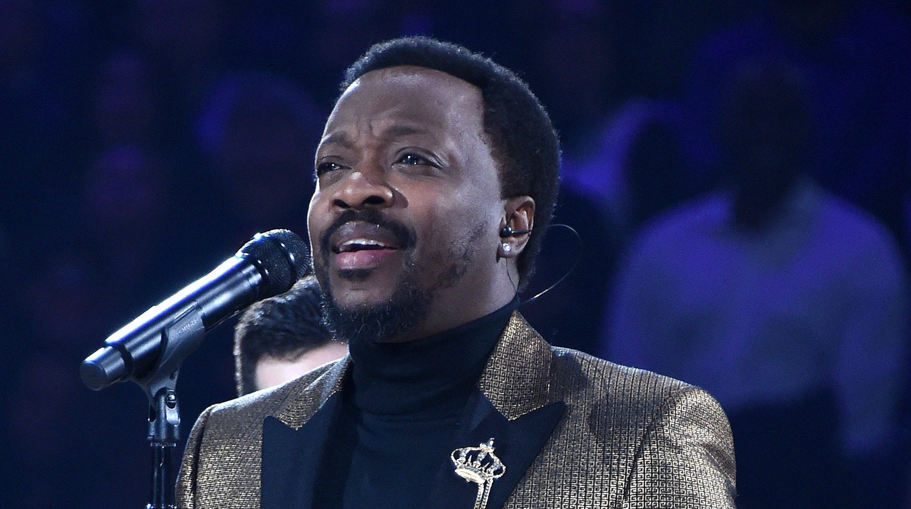 Anthony Hamilton Brings Down The House With Stirring National Anthem At ...