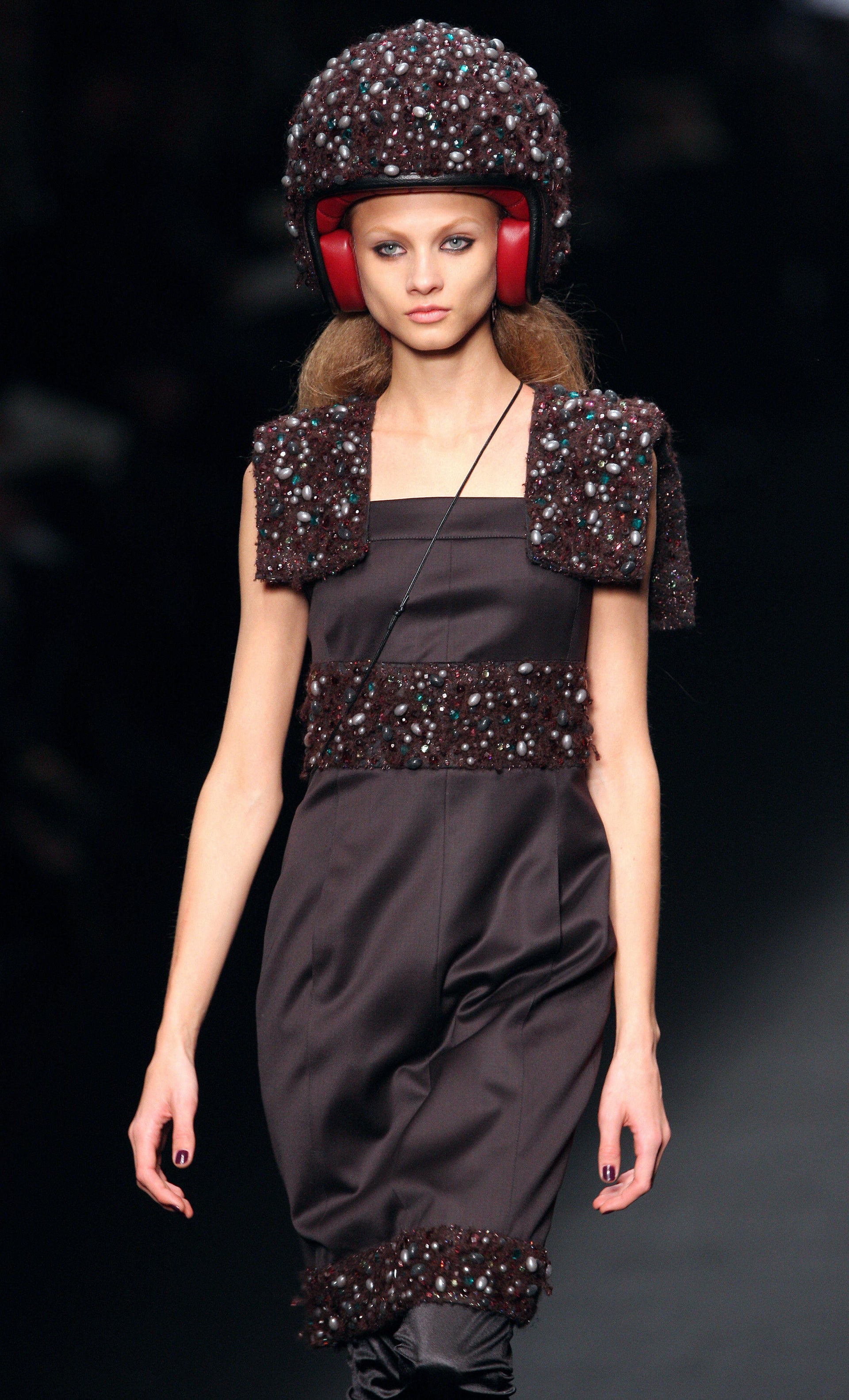 A Look Back At Designer Karl Lagerfeld's Iconic Fashion Career In ...