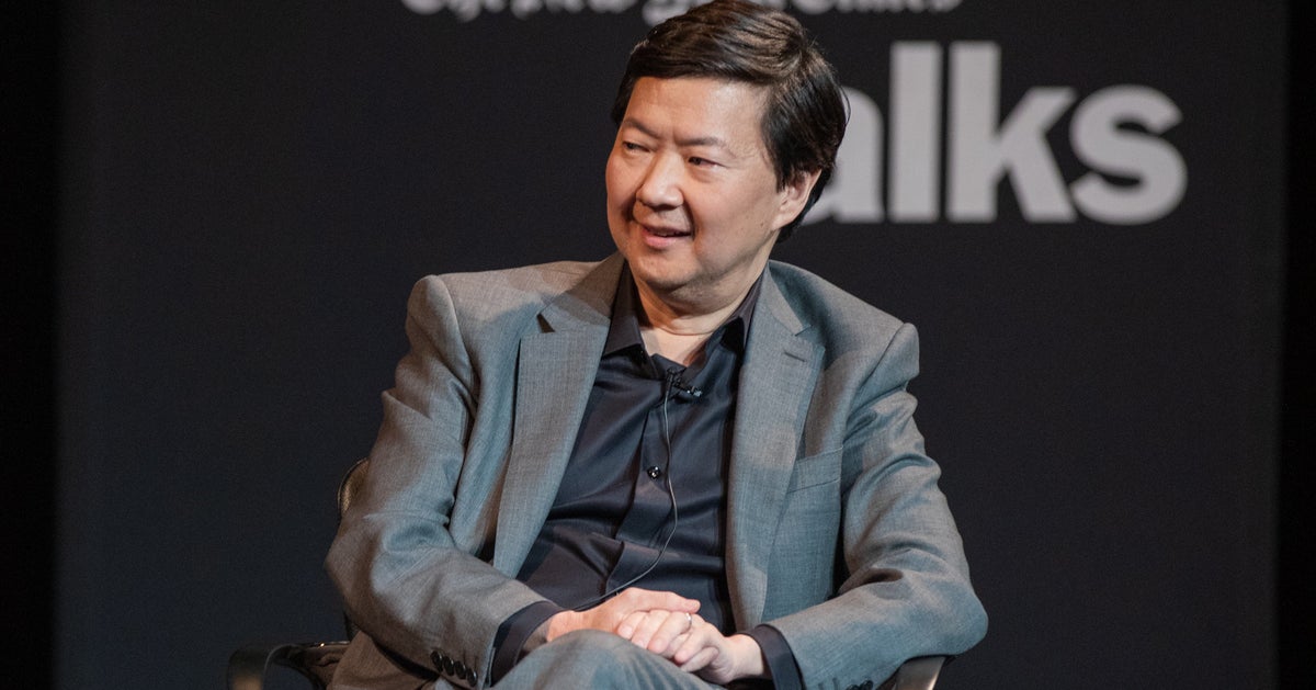 Ken Jeong Fresh Off The Boat Producers Pushed To Get Dr Ken Renewed Huffpost Uk Asian Voices