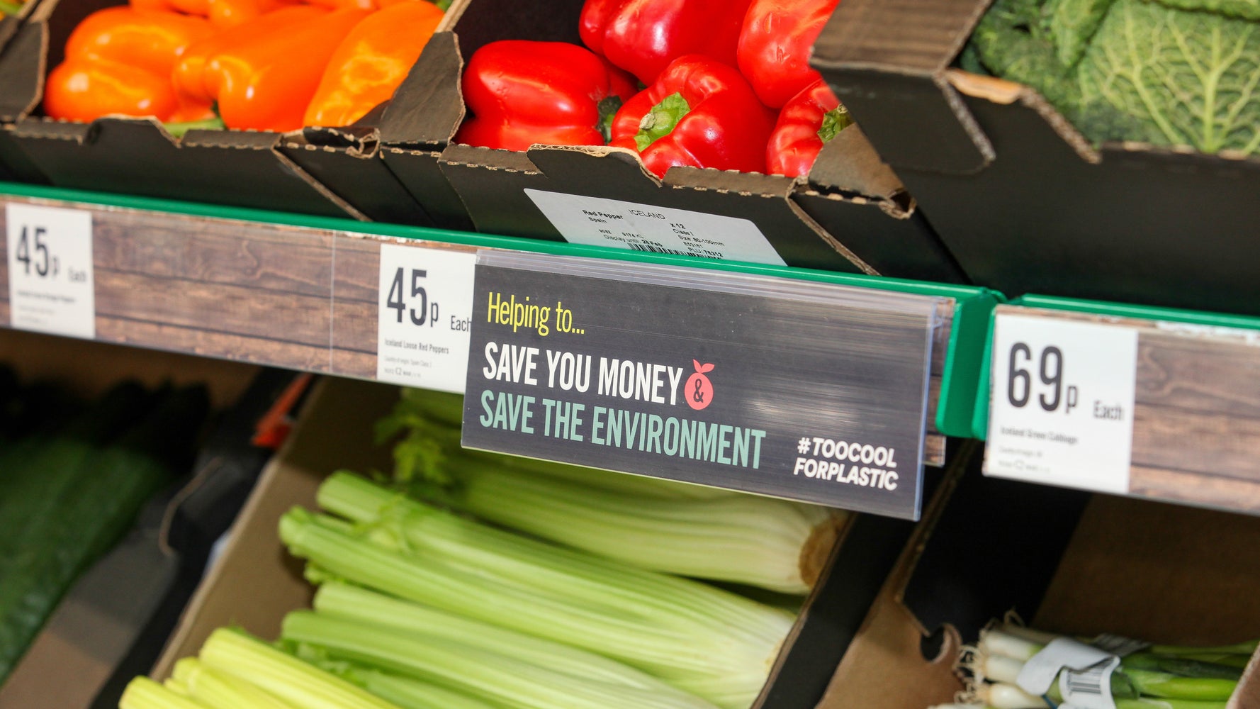 Icelands New Plastic Free Fruit And Veg Aisle Will Help The Planet And Your Wallet Huffpost