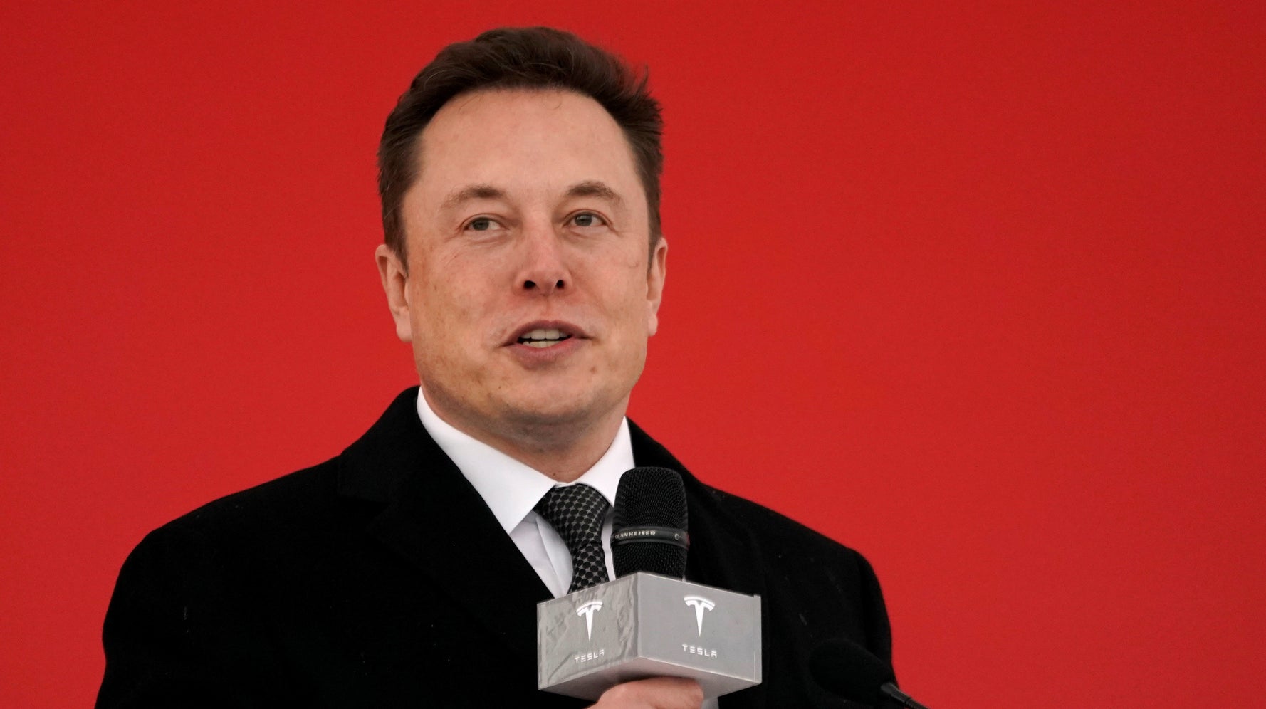 SEC Says Elon Musk Violated Fraud Settlement With Tweet | HuffPost