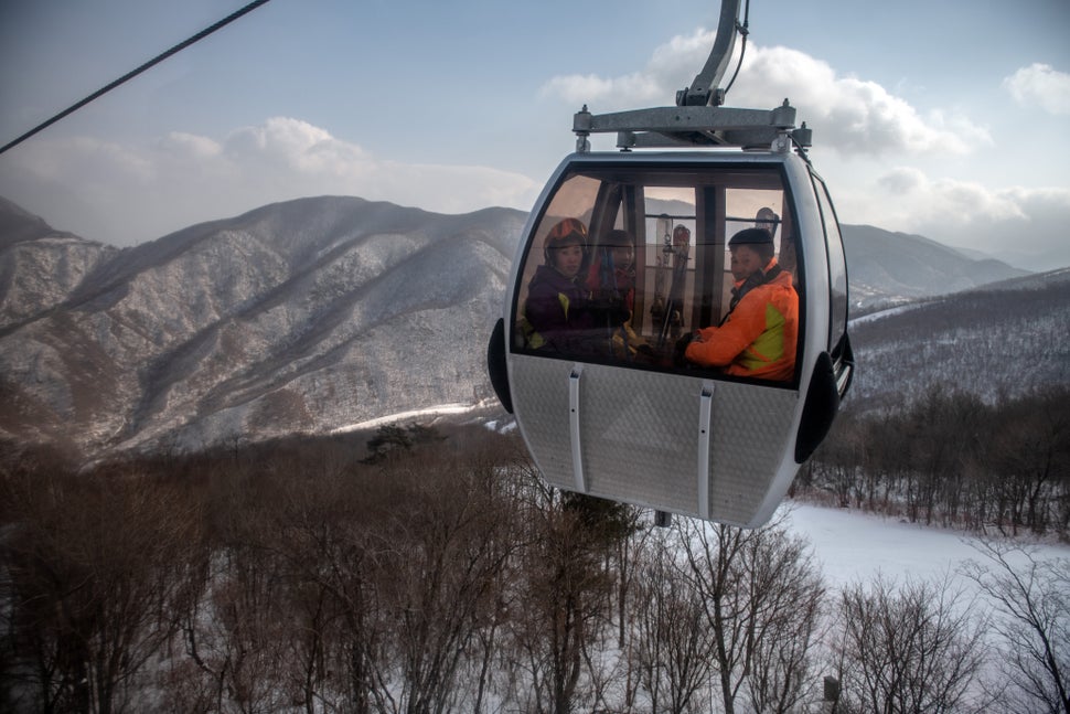 19 Photos That Show A Rare Glimpse Of North Korea Daily Life | HuffPost