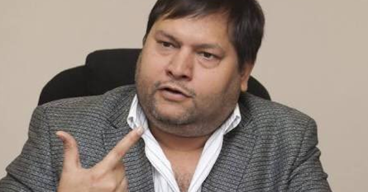 Fugitive Twitter Hunt: So That's Where Ajay Gupta Is Hiding | HuffPost ...