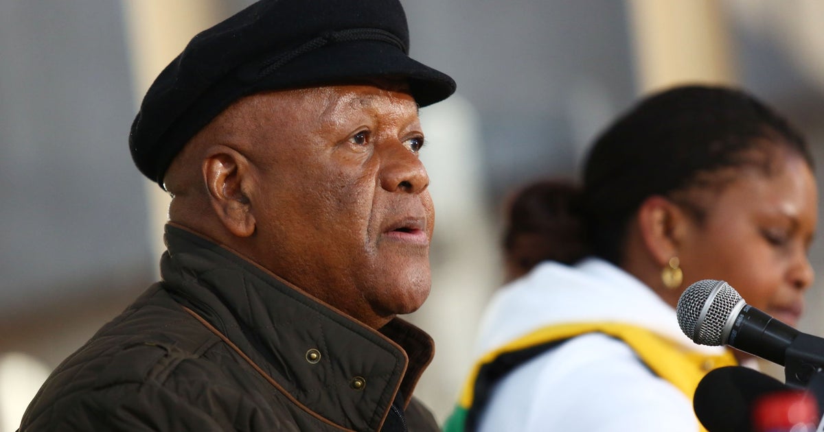Radebe For President? Analysts Say No Chance | HuffPost UK News