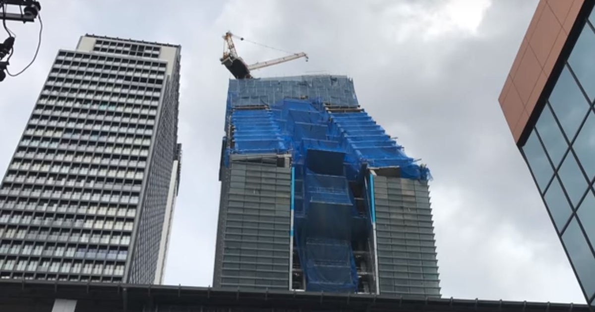 Leaning Building That Looks Like It's Falling Causes Panic In Bangkok ...