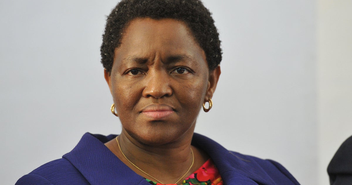 Lumka Oliphant Apologises For Insulting Women In Her Facebook Rant ...