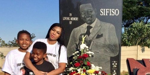 Sfiso Ncwane Memes Pics! Inside Sfiso Ncwane's Funeral At Moses Mabida