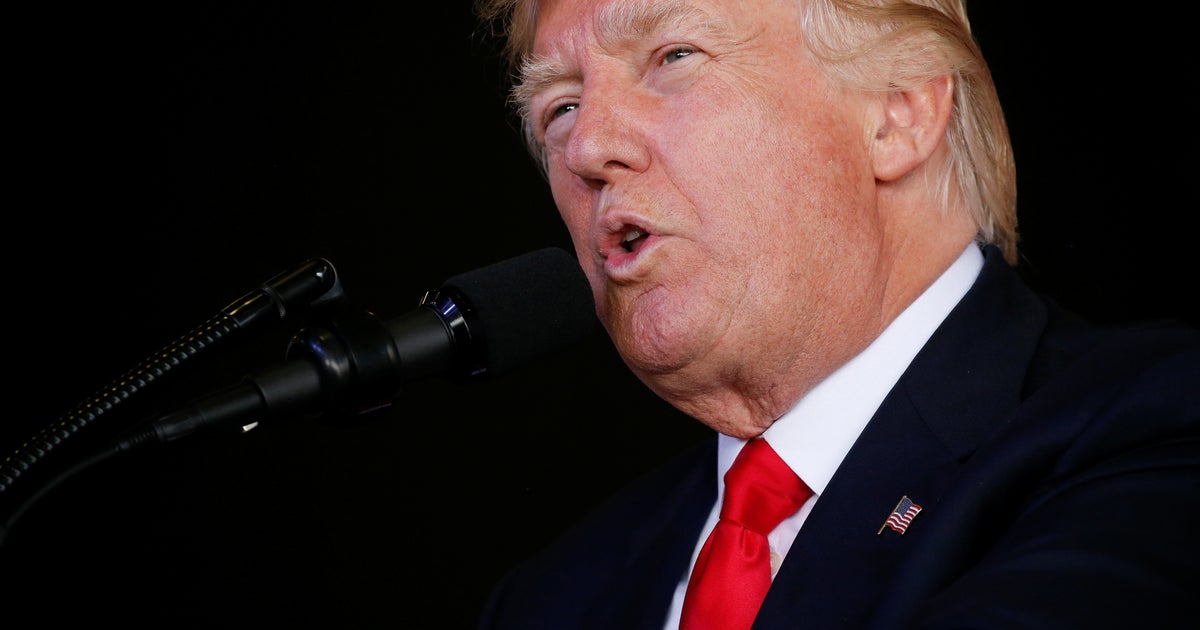 Donald Trump's Communications Director Resigns | HuffPost UK News