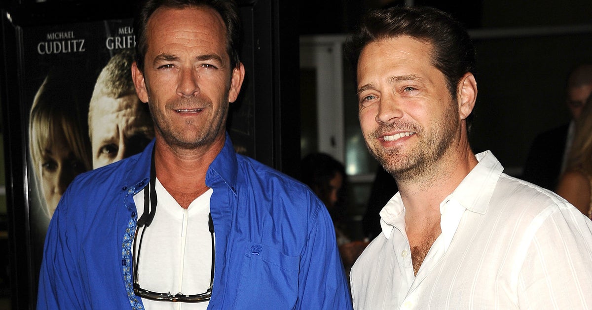 Luke Perry’s Beverly Hills 90210 Co-Star Jason Priestley Pays Tribute ...