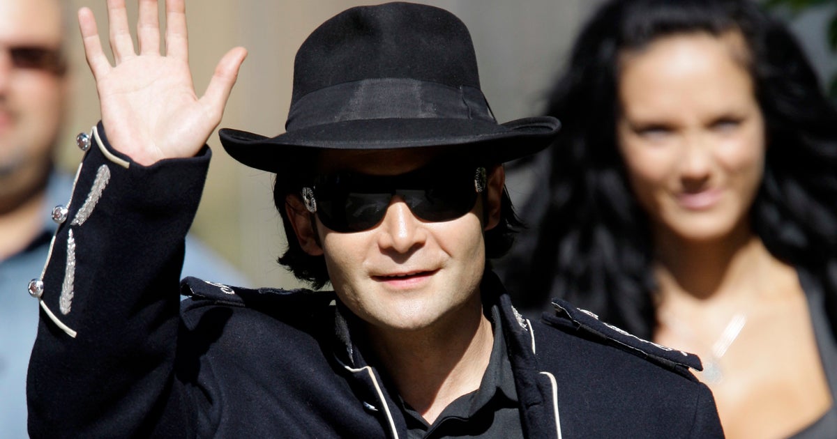 Michael Jackson's Former Friend Corey Feldman Can 'No Longer Defend ...