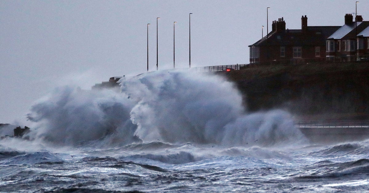 UK Weather: Snow And Strong Winds Set To Batter Country Over The ...