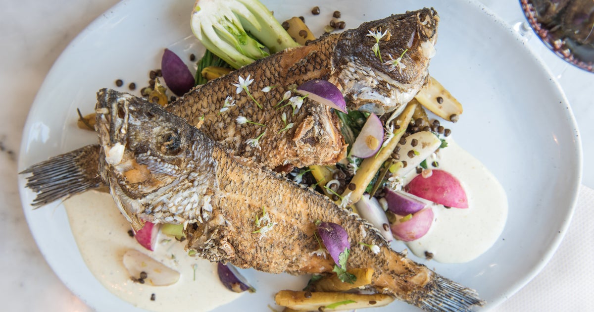 How To Cook A Whole Fish For The First Time Without Terrifying Yourself ...