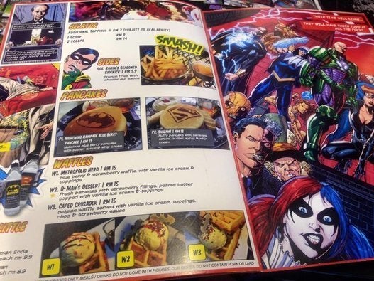 Pide una hamburguesa Batman o un café Superman en el restaurante de los ...