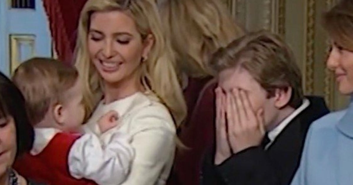 El momento más entrañable del hijo pequeño de Donald Trump | El HuffPost
