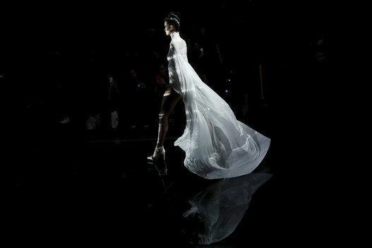 Andrés Sardá llena su sensualidad del espíritu de los grandes hoteles ...