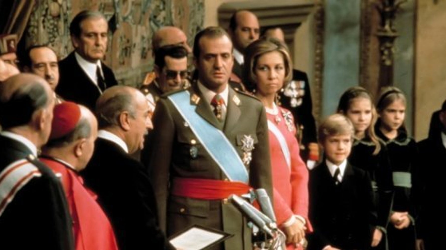 El Día Que El Rey Juan Carlos I Tomó Posesión De Su Cargo VÍdeo El