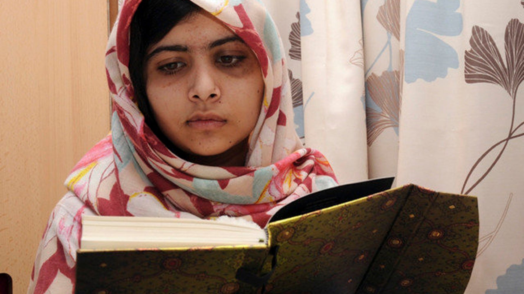 Malala, recuperada: ya puede leer y da las gracias con este mensaje de ...