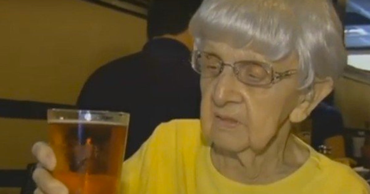 Mildred Bowers, de 103 años, revela el secreto de su longevidad: "Bebo ...
