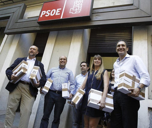 Las fotos del álbum del PSOE con las que hoy flipamos | El HuffPost ...