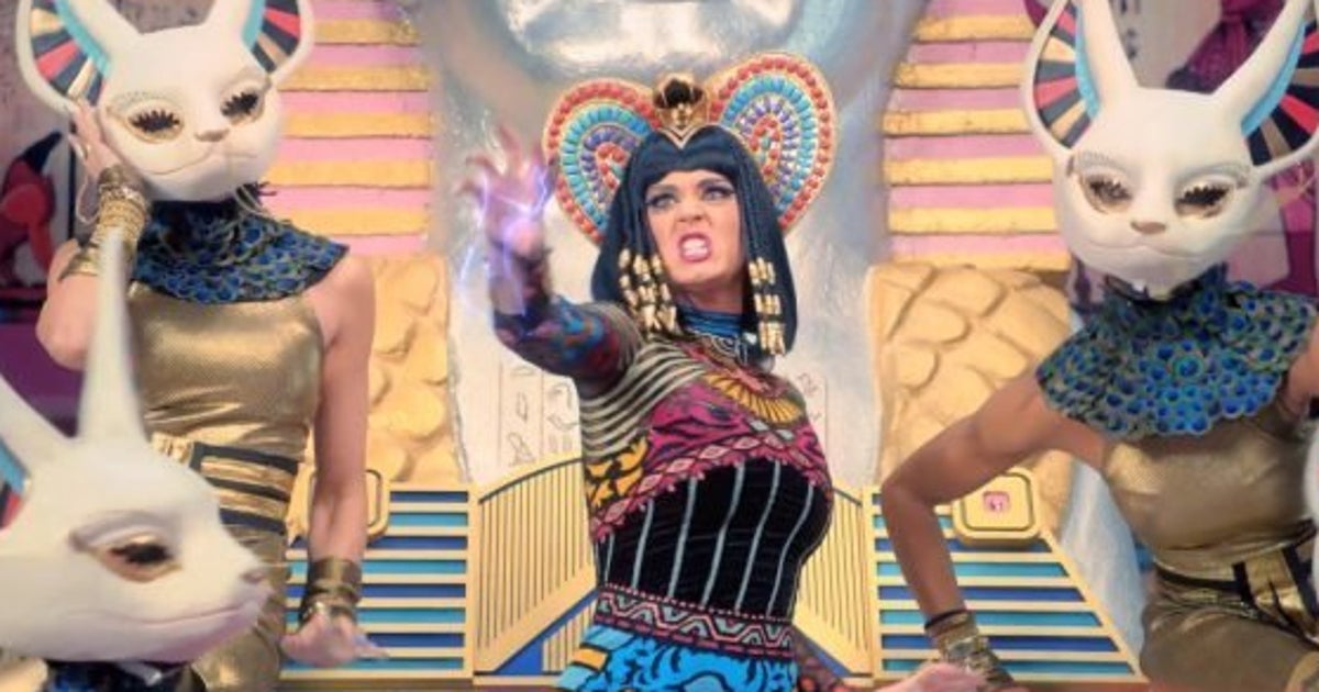 Katy Perry: sus mejores gifs como Cleopatra en 'Dark Horse' (VÍDEO ...
