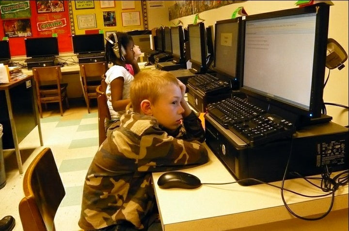 Online Testing For Students Holds Promise, Perils | HuffPost Latest News