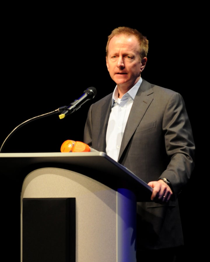 Austin Beutner Reaches $200,000 Fundraising Benchmark | HuffPost Los ...