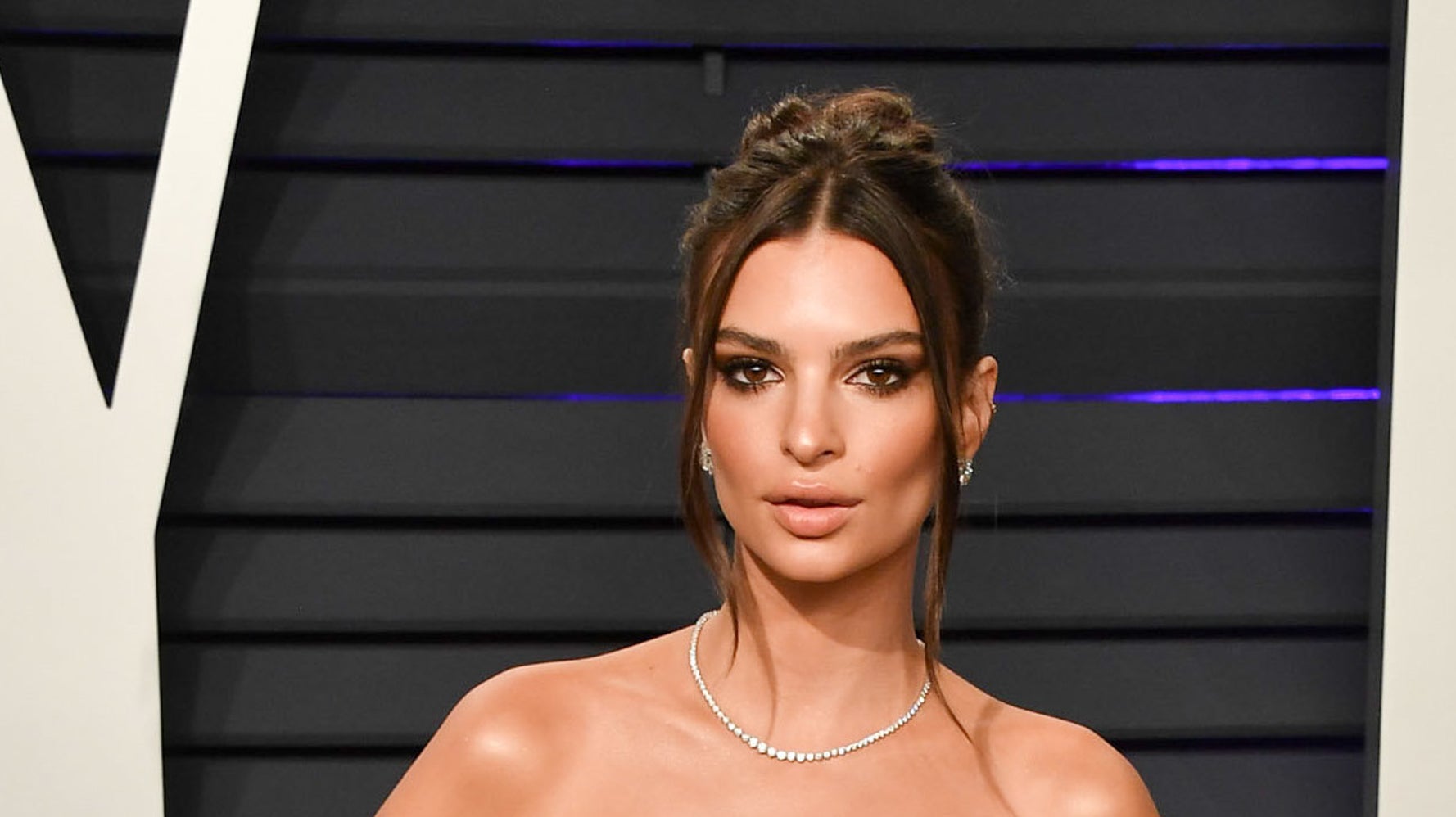 Emily Ratajkowski Defends Her Husband's Decision To Not Pay Rent ...