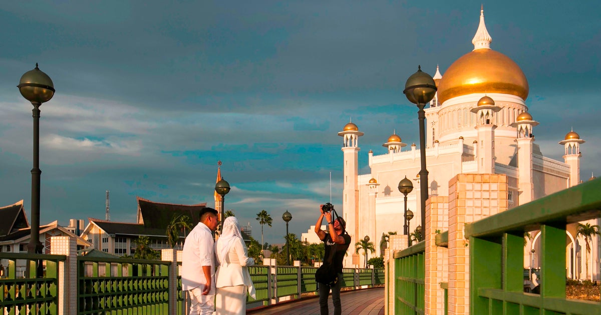 Gay Sex Is Now Punishable By Stoning To Death In Brunei Huffpost