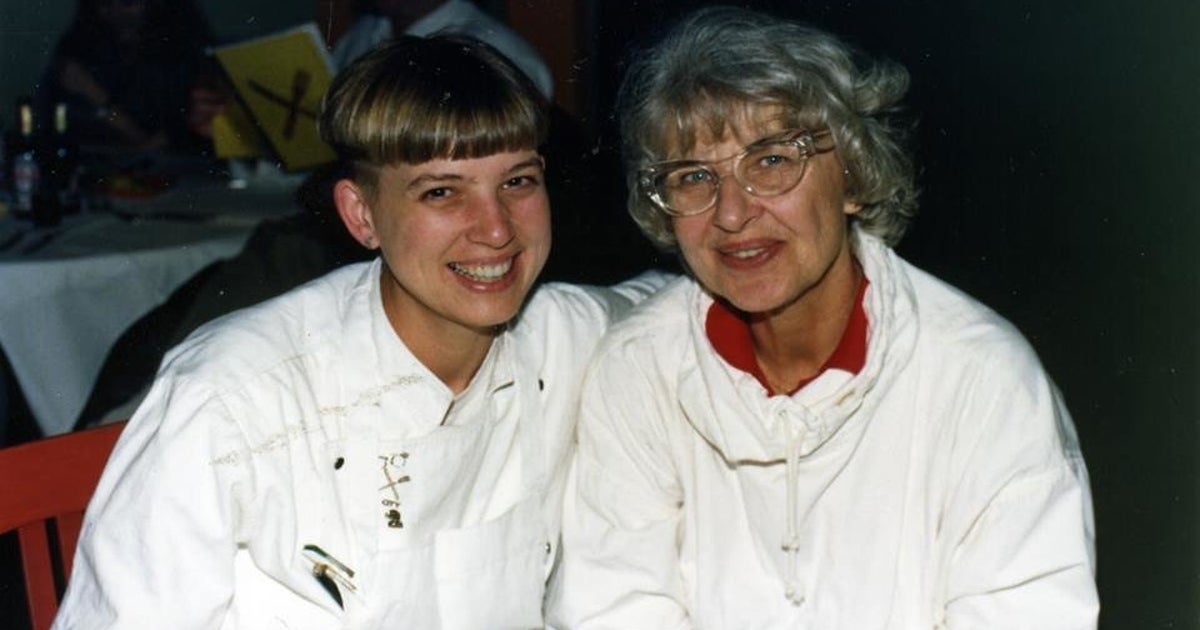 Chefs Share The Best Cooking Tips From Their Moms And Grandmas ...