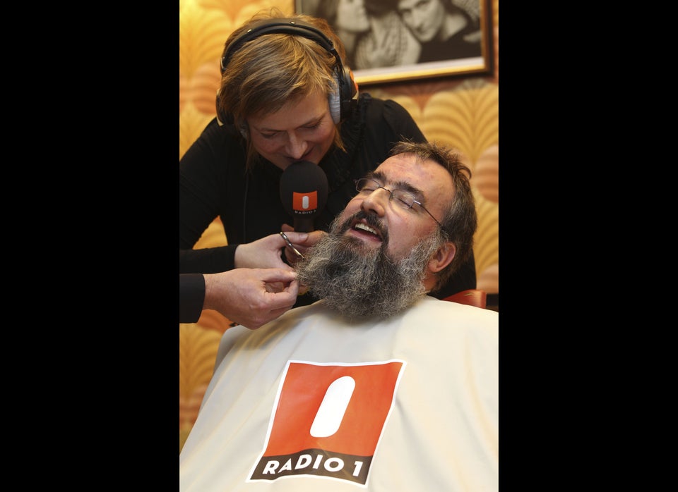 Koen Fillet, Belgium Radio Host, Cuts Year-Long Protest Beard After ...