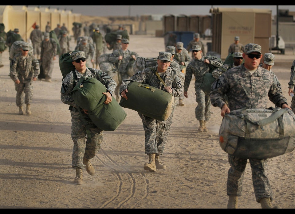 Iraq Withdrawal Photos: U.S. Officially Ends War | HuffPost The World Post