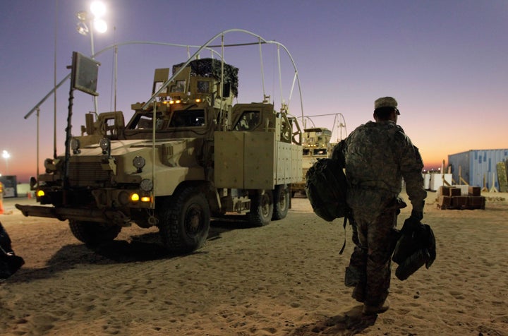 Iraq Withdrawal Photos: U.S. Officially Ends War | HuffPost The World Post