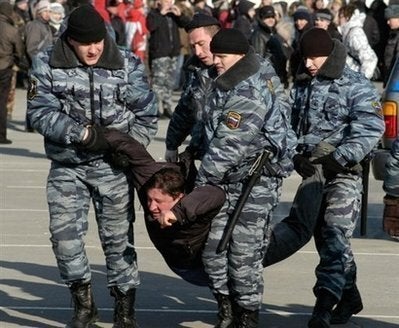 Moscow Riot Police Flown In To Smash Protests Against Car Tariffs In ...