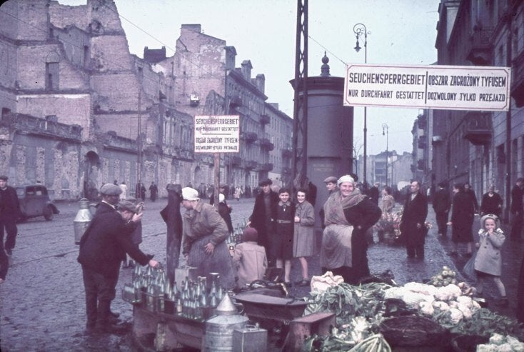 Stunning Color WWII Photos Give Rare Glimpse Into Nazi-Occupied Poland ...