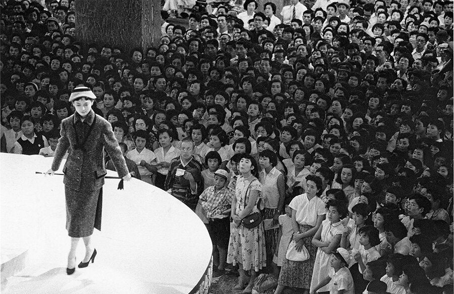 These Photos Show Japans Incredible Metamorphosis After World War Ii