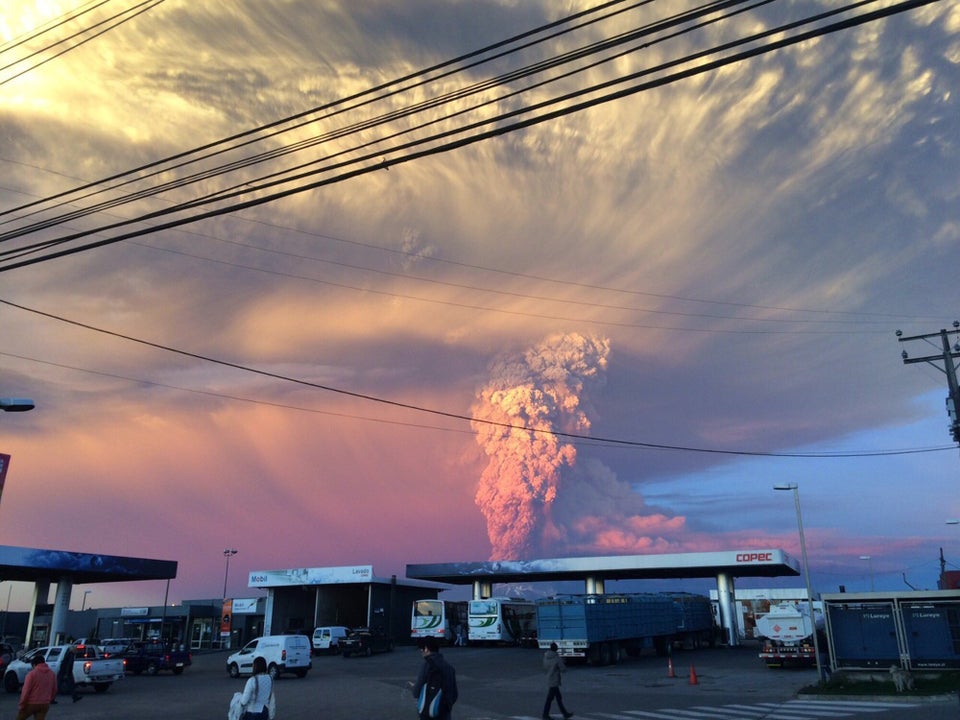 Calbuco Eruption Photos: After Evacuations, Chileans Have Front-Row ...