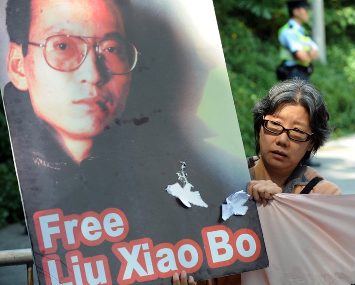 Nobel Peace Prize Recipient Liu Xiaobo: A Quick Q & A With French ...