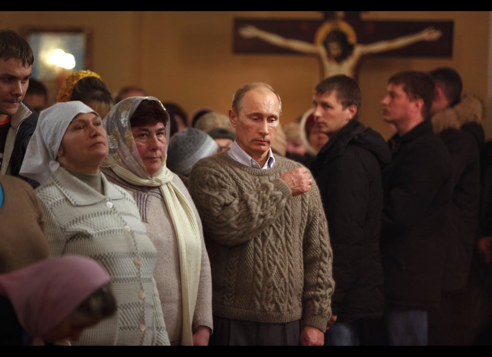 Vladimir Putin Celebrates Orthodox Christmas (PHOTOS) | HuffPost The ...