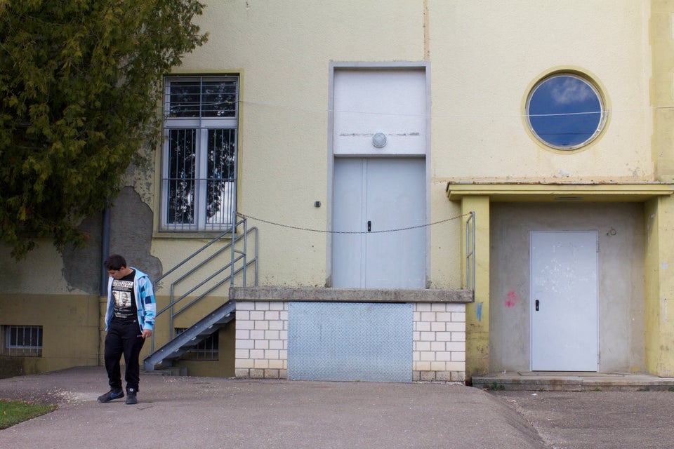 What It's Like Inside a German Refugee Center | HuffPost The World Post
