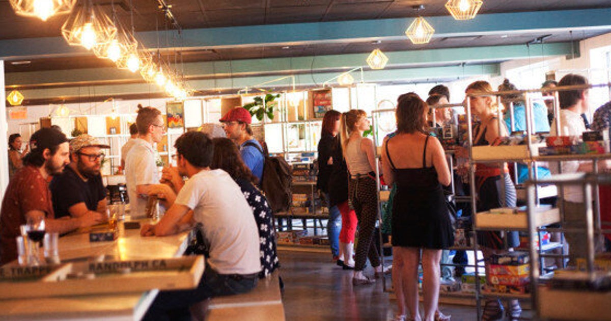 La popularité des bars de jeux de société: l'effet Randolph (PHOTOS ...