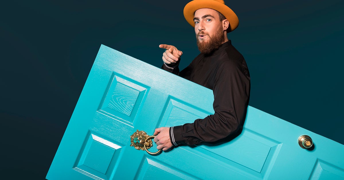 Phil s’invite: une incursion dans une soirée entre amis vedettes ...